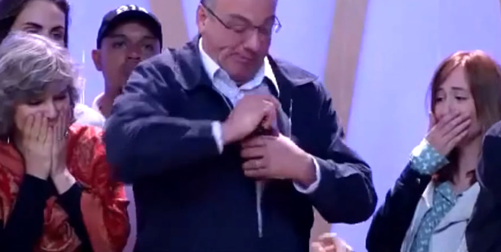 Dad Opens Jar for Masterchef Contestant Daughter Who Wins Season