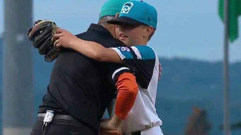 Opposing Coach First To Congratulate Little League Pitcher on No-Hitter ...