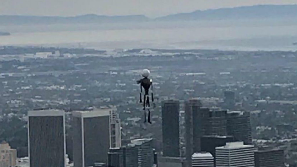 The FBI Thinks the LAX ‘Jetpack Guy’ Was Likely Just Balloons | The Dad